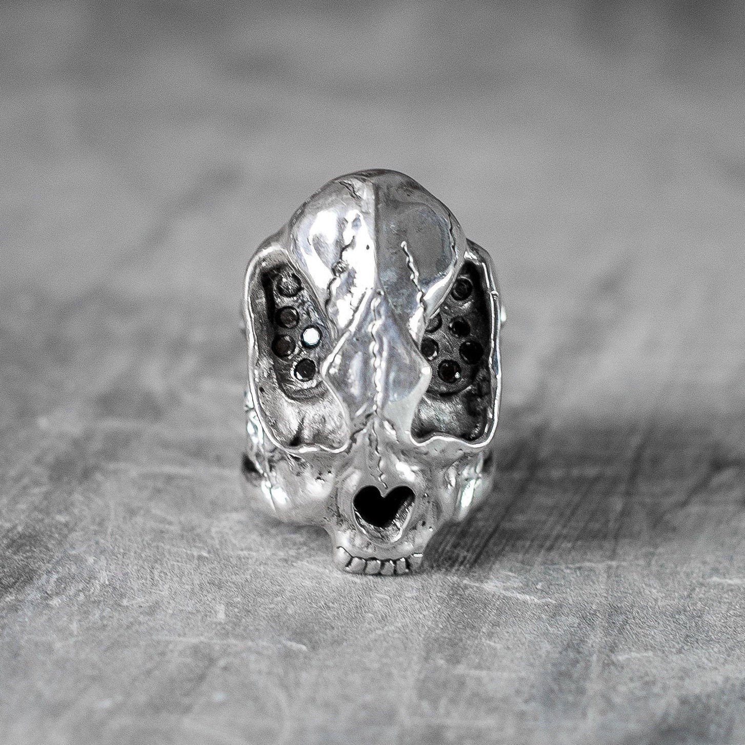 Saber Skull Ring with Black Diamond Eyes – Jungle Tribe LA
